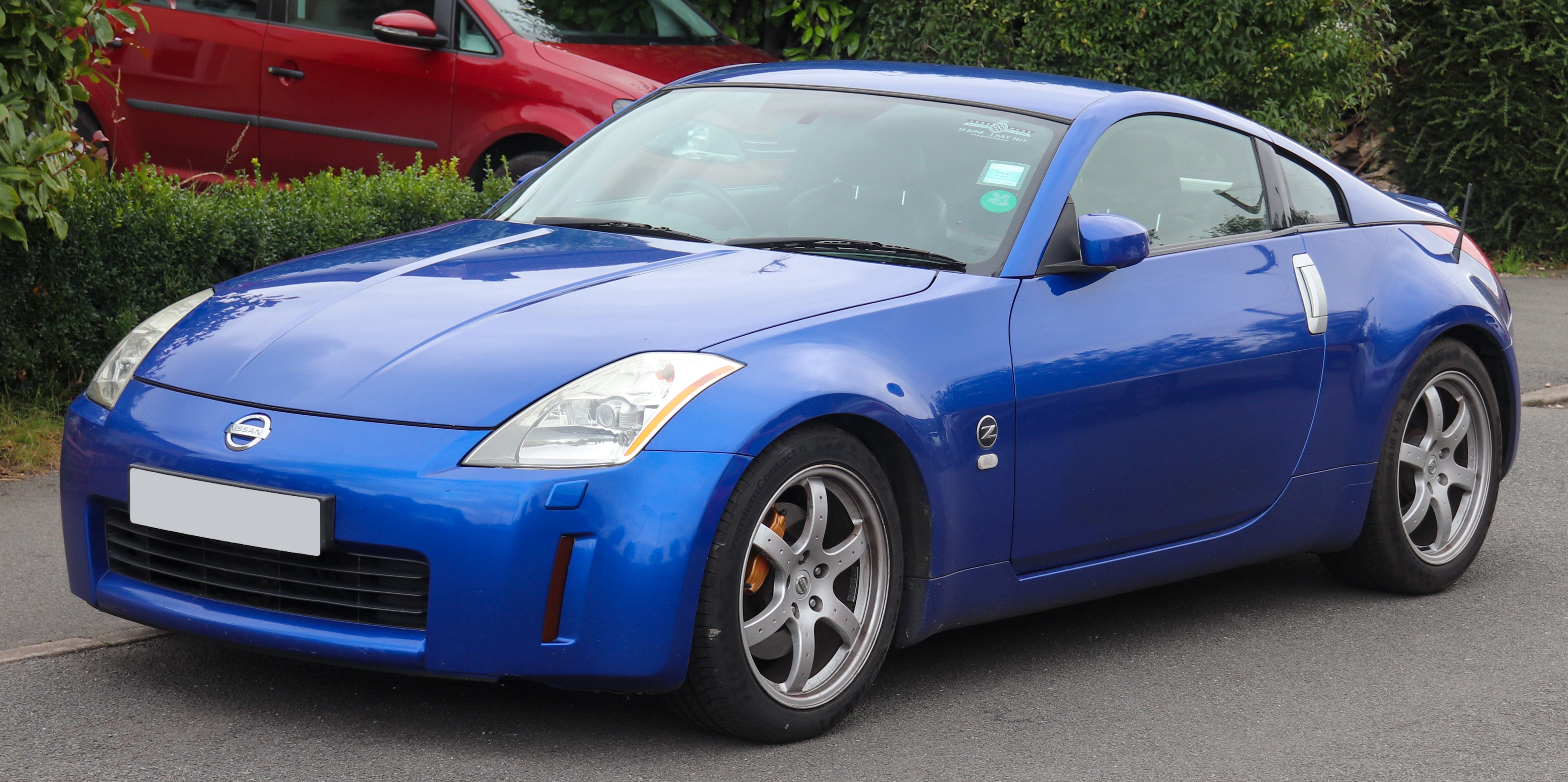 Why You Should Choose Nissan 350Z as Your First Sports Car – JDM Engine ...